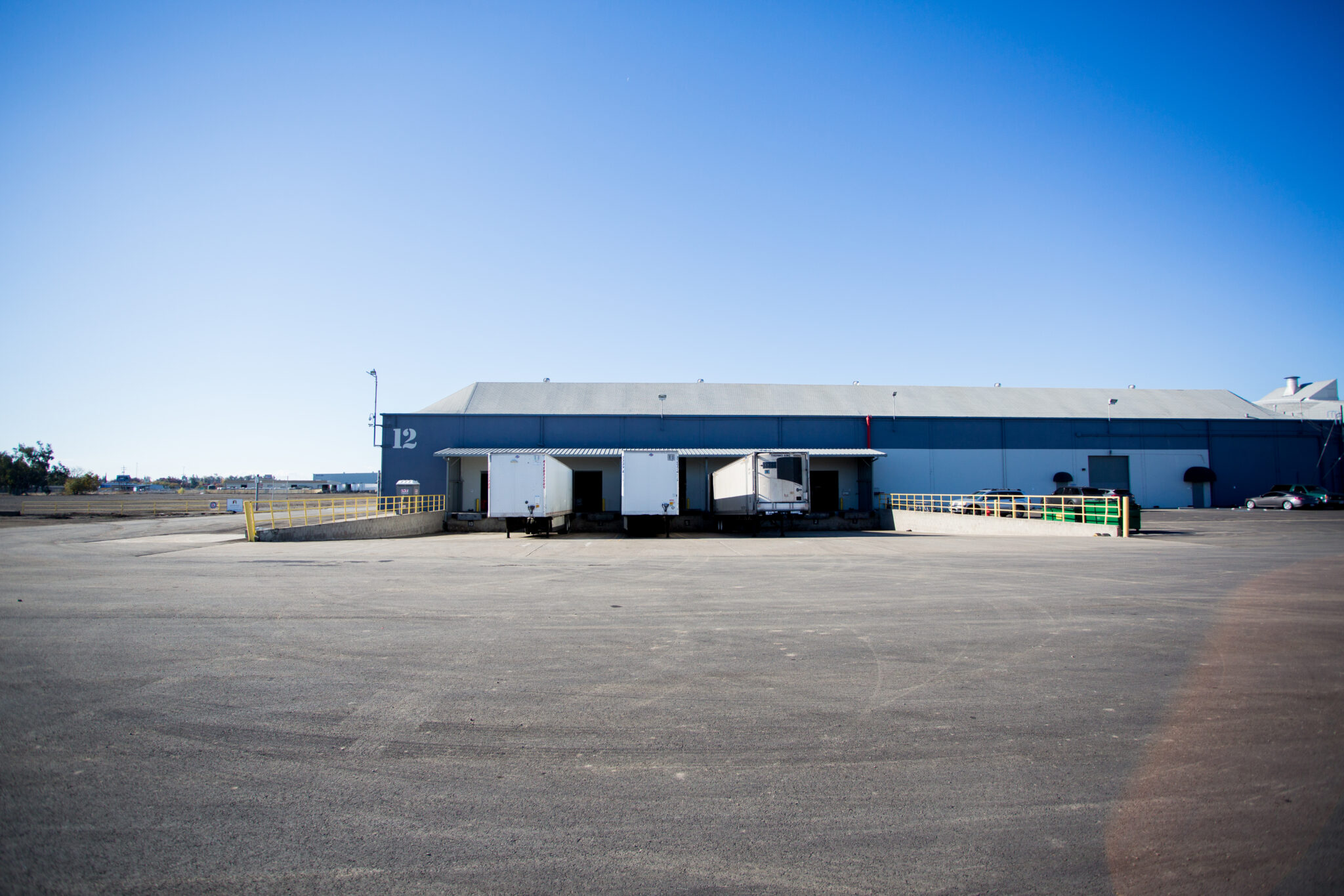 What is Cross Docking | FDR Warehouse